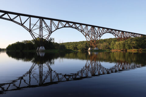 A Scenic Walk at the Arcola High Bridge Viewpoint Trail - St. Croix ...